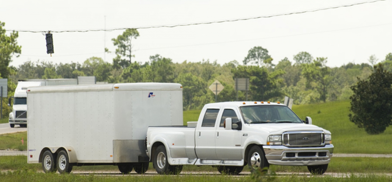 The Jimmy Lever – Trailer Hitch Tool - THE JIMMY LEVER